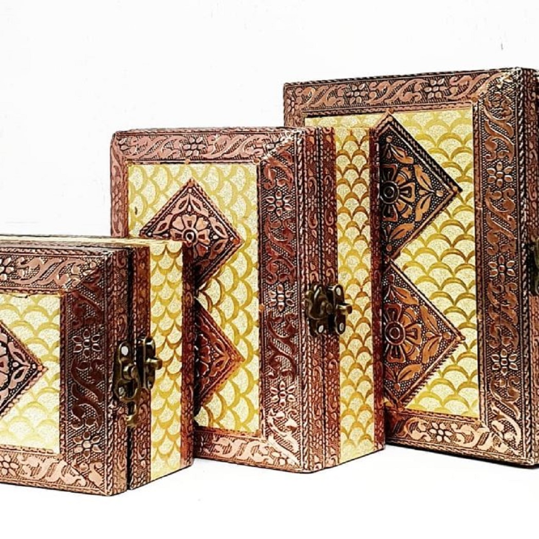 Wooden puja gift box - Prashaa Gifts
